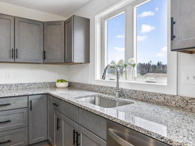 house with 3 bedroom, Cumberland ME ES105192527