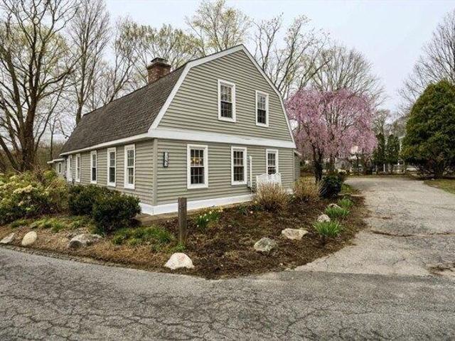 house with 3 bedroom, Cumberland RI DLS101657841
