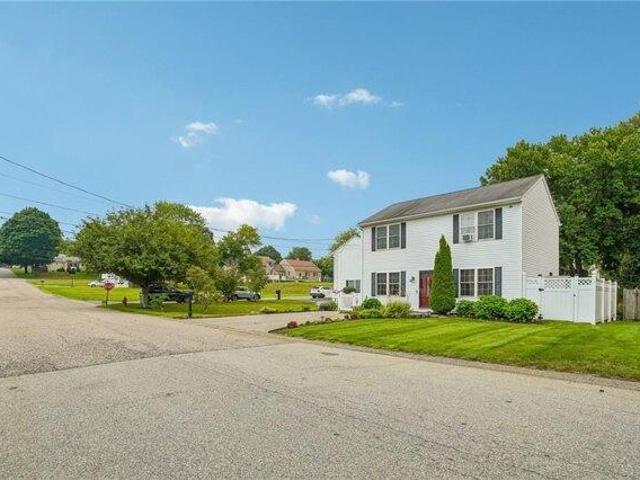 house with 3 bedroom, Cumberland RI DS104441073