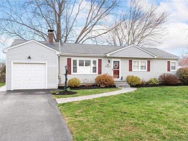 house with 3 bedroom, Cumberland RI DS101957193