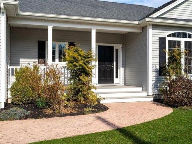 house with 3 bedroom, Cumberland RI DS102775437