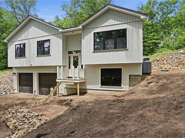 house with 3 bedroom, Cumberland RI DS102776943