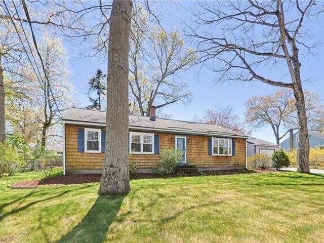 house with 3 bedroom, Cumberland RI DS102779872