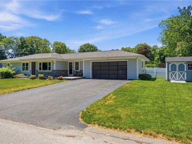 house with 3 bedroom, Cumberland RI DS103625751