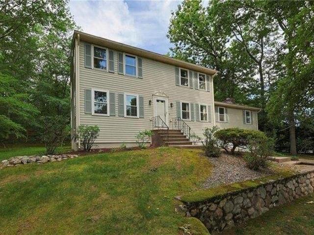 house with 3 bedroom, Cumberland RI DS103626980