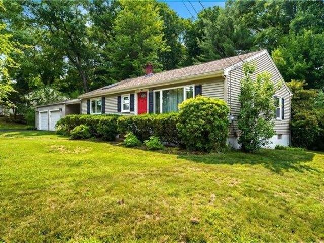 house with 3 bedroom, Cumberland RI DS103666784