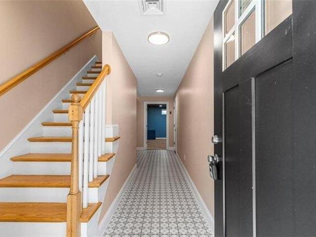 house with 3 bedroom, Cumberland RI ES105079619