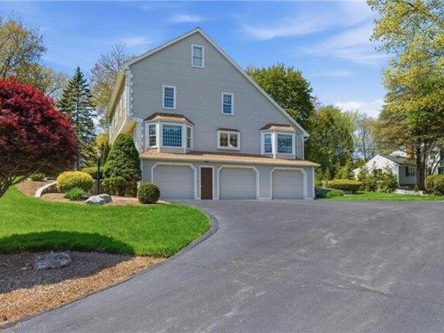house with 3 bedroom, Cumberland RI ES102860861