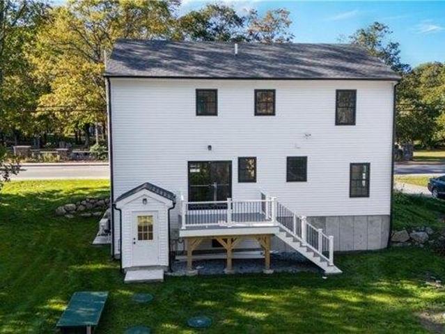 house with 3 bedroom, Cumberland RI ES103020621