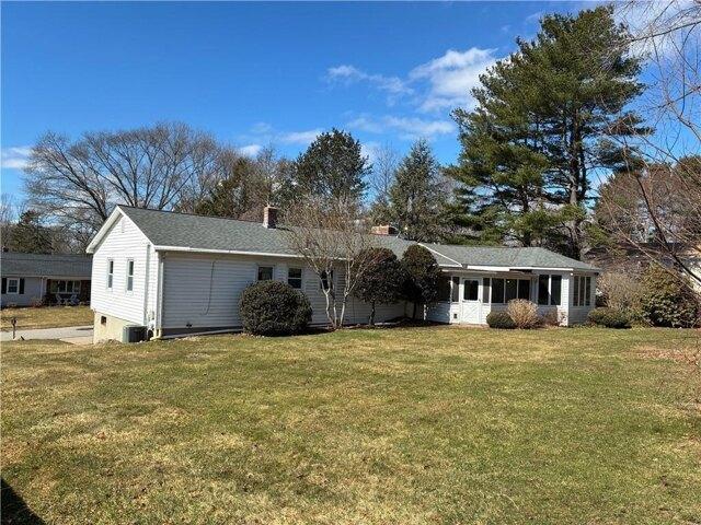 house with 3 bedroom, Cumberland RI ES103034792