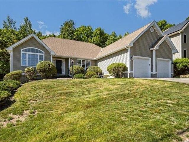 house with 3 bedroom, Cumberland RI ES103431465