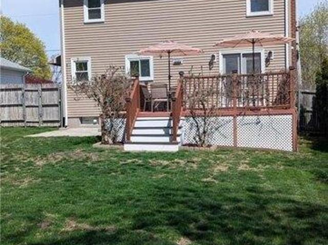 house with 3 bedroom, Cumberland RI ES103931477