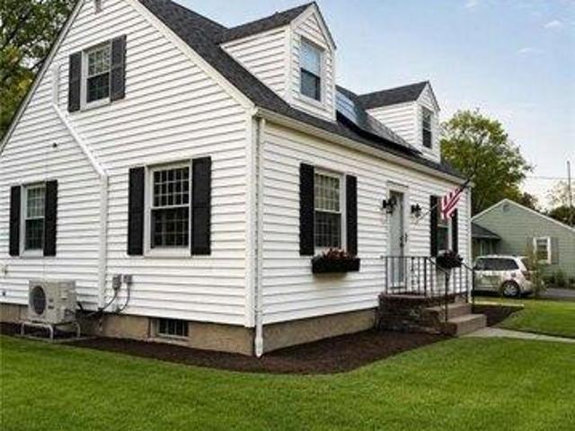 house with 3 bedroom, Cumberland RI ES103932886