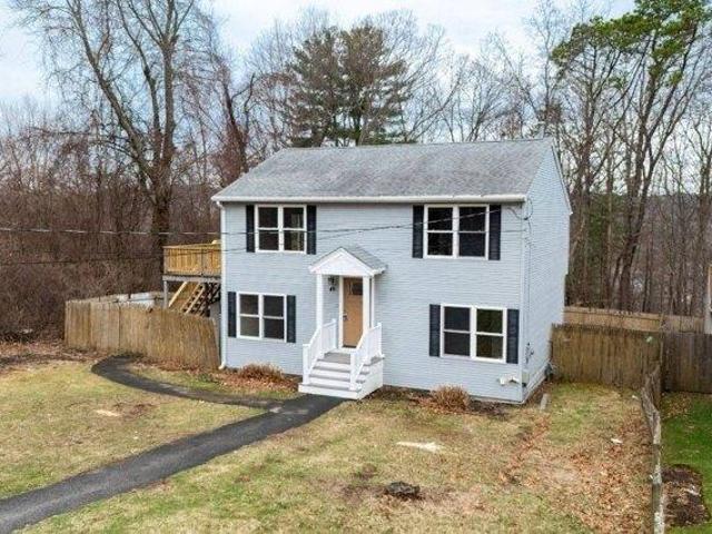 house with 3 bedroom, Cumberland RI ES103966484