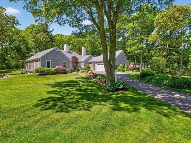 house with 3 bedroom, Cummaquid MA ES104760594