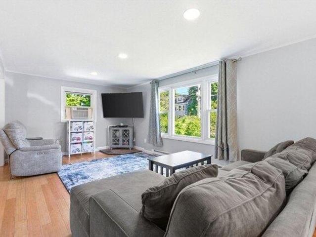 house with 3 bedroom, Danvers MA DS103966587