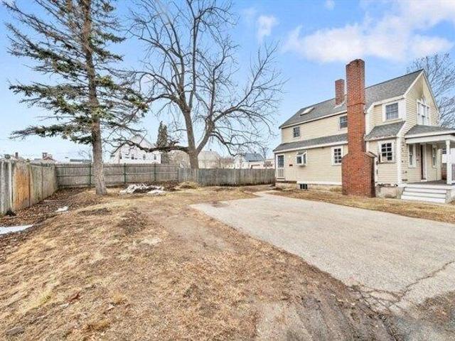house with 3 bedroom, Danvers MA ES104010390