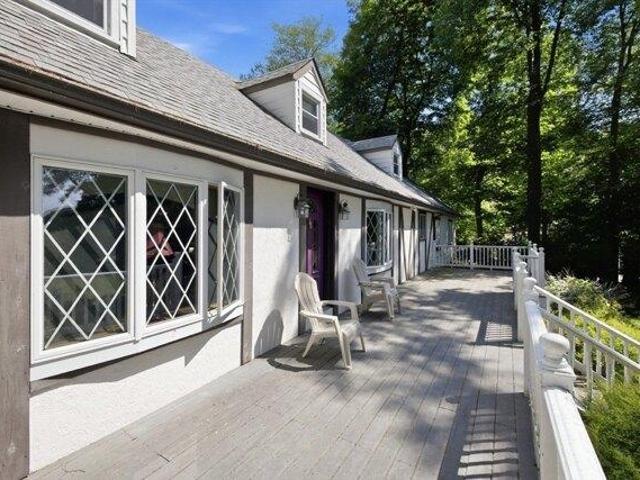 house with 3 bedroom, Danvers MA ES105114335