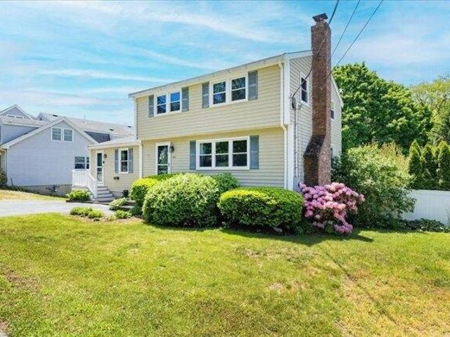 house with 3 bedroom, Danvers MA ES105114939