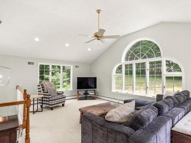 house with 3 bedroom, Danvers MA ES103247458