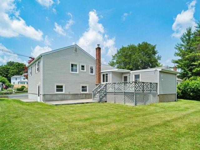 house with 3 bedroom, Danbury CT DLS101780439
