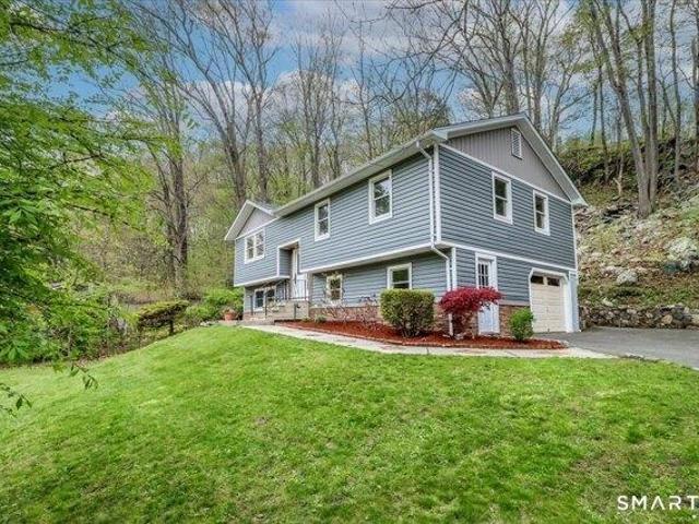 house with 3 bedroom, Danbury CT DLS101998817