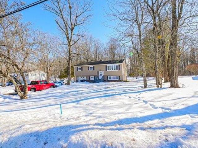 house with 3 bedroom, Danbury CT DLS102345762