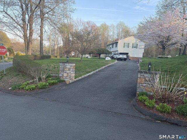 house with 3 bedroom, Danbury CT DLS102346887