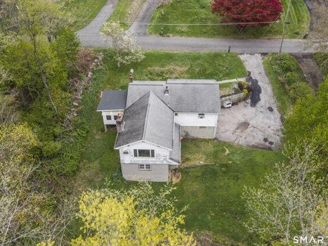 house with 3 bedroom, Danbury CT DLS102346899