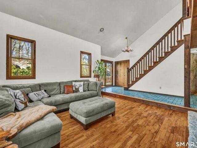 house with 3 bedroom, Danbury CT DS102478503