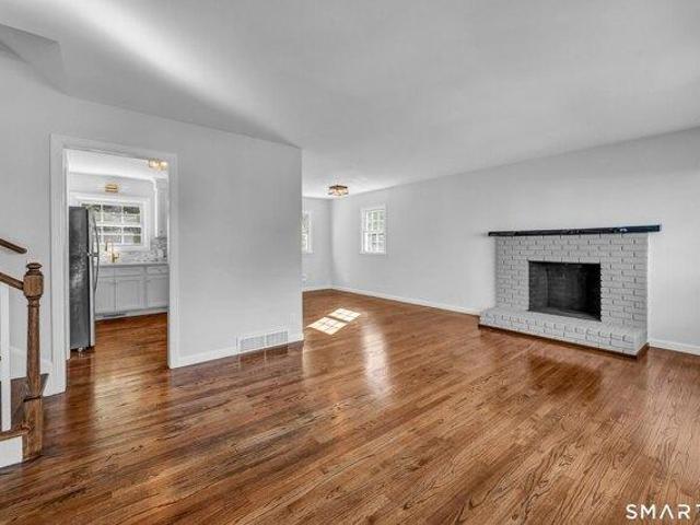 house with 3 bedroom, Danbury CT DS102478998
