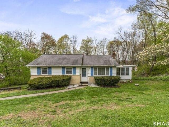 house with 3 bedroom, Danbury CT ES104237292