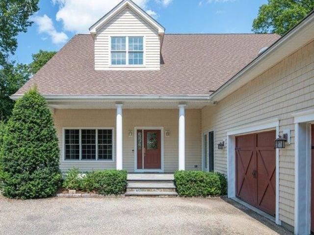house with 3 bedroom, Danbury CT ES104444065