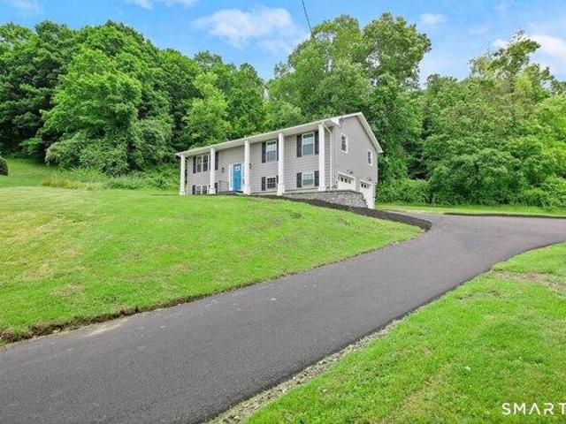 house with 3 bedroom, Danbury CT ES104444598