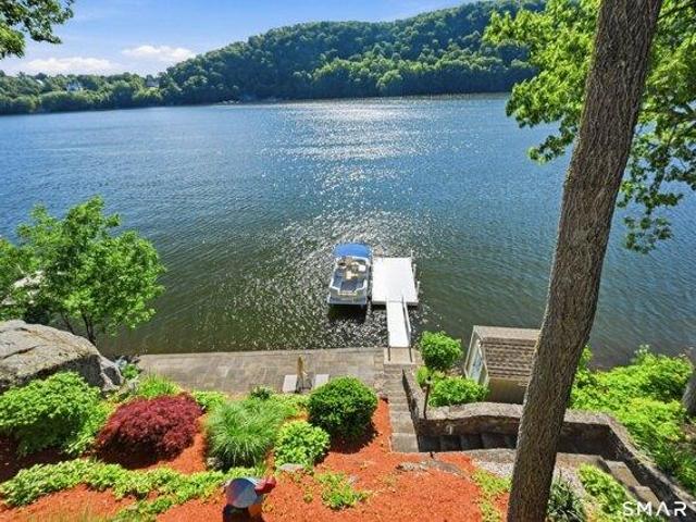 house with 3 bedroom, Danbury CT ES104513890