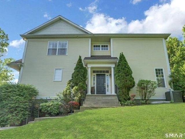 house with 3 bedroom, Danbury CT ES104607630