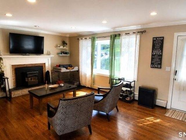 house with 3 bedroom, Danbury CT ES104761130