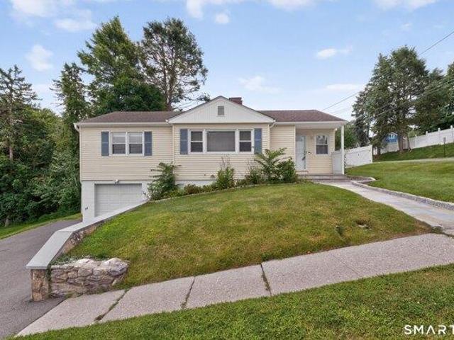 house with 3 bedroom, Danbury CT ES104906338