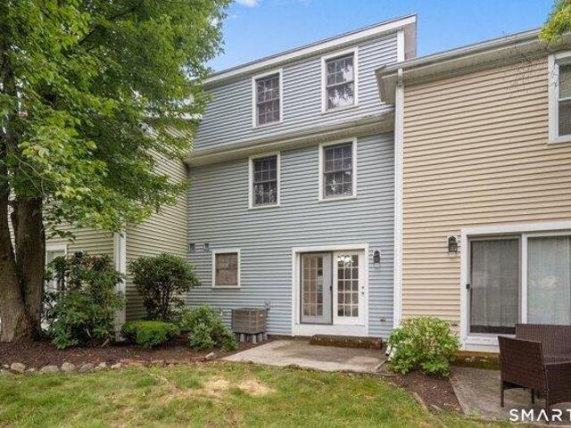 house with 3 bedroom, Danbury CT ES105124609