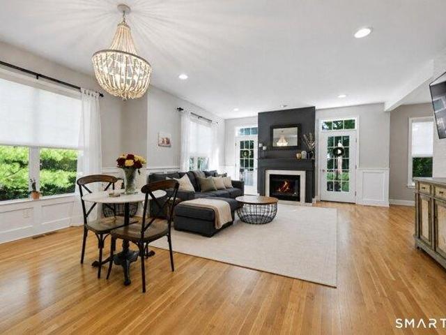 house with 3 bedroom, Danbury CT ES105124841