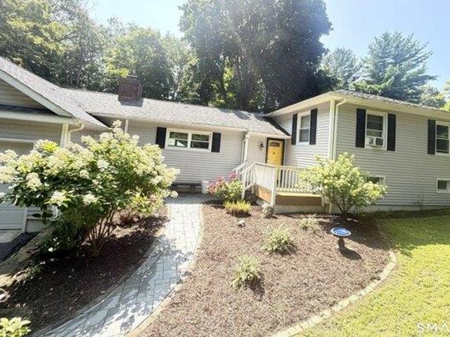 house with 3 bedroom, Danbury CT ES105142208