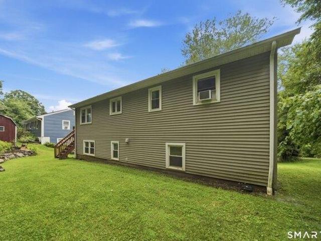 house with 3 bedroom, Danbury CT ES105143921