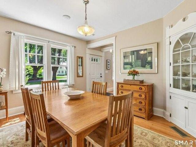 house with 3 bedroom, Danbury CT ES103666467