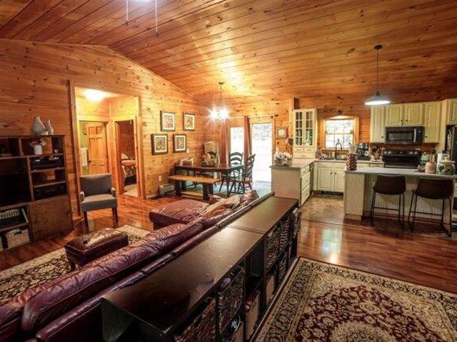 house with 3 bedroom, Danby VT ES103931254