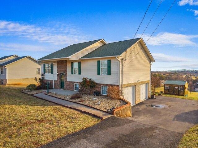 house with 3 bedroom, Dandridge TN DLS88426013