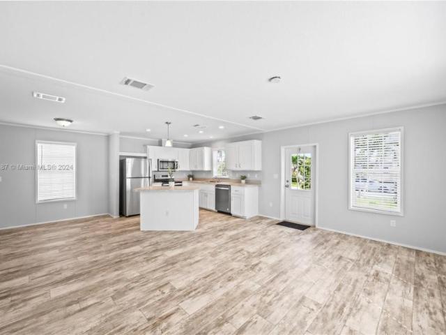house with 3 bedroom, Dania Beach Fl FL DS102398813