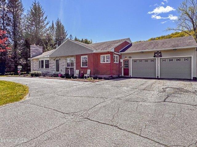 house with 3 bedroom, Dalton MA DS102822596