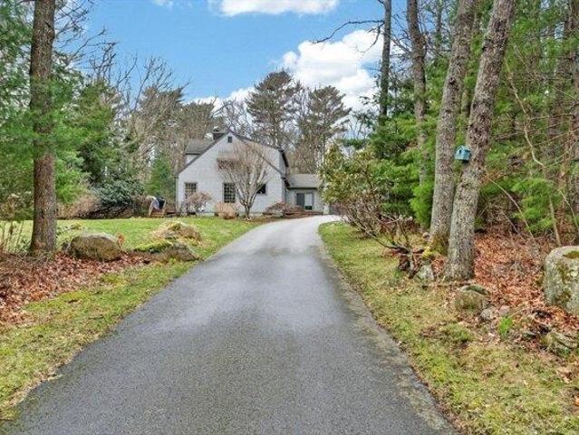 house with 3 bedroom, Dartmouth MA DLS102281288
