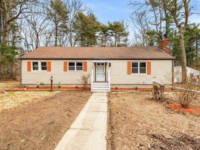 house with 3 bedroom, Dartmouth MA DS101859121