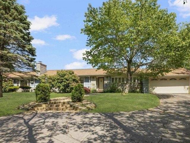 house with 3 bedroom, Dartmouth MA DS102959294